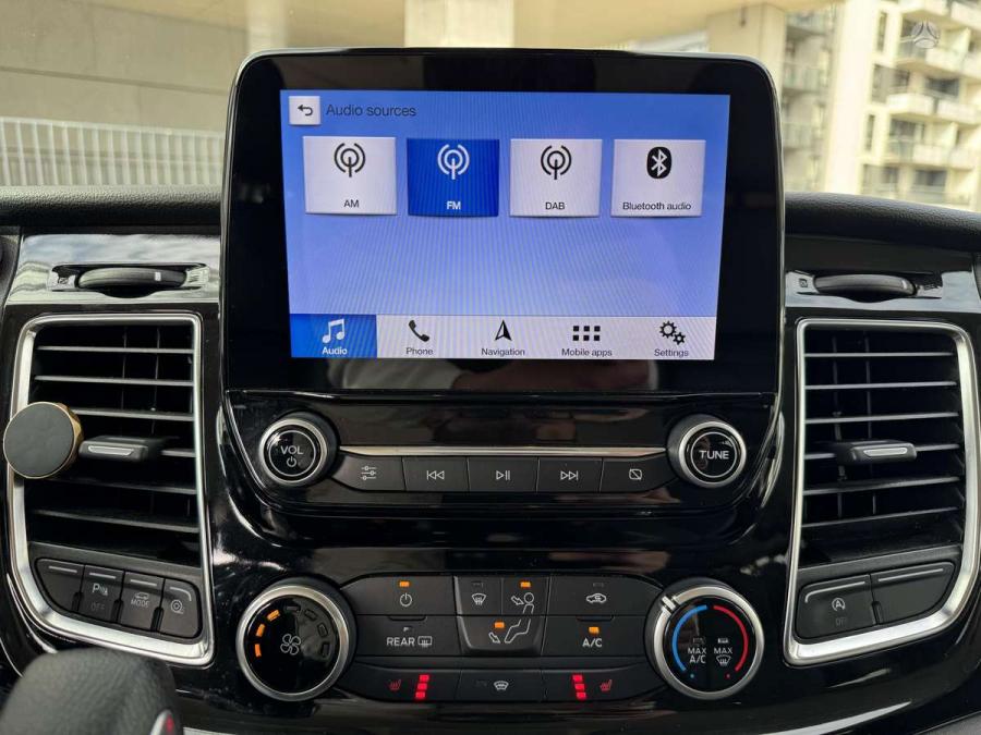 Zils Ford Tourneo Custom 2019 Viļņa, ar dzinēja tilpumu 2.00 L un nobraukumu 115 tūkst. km par 23500 €, foto 19 vietnē AUTOMOTO.COM.LV
