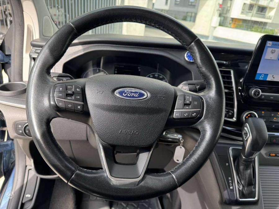 Zils Ford Tourneo Custom 2019 Viļņa, ar dzinēja tilpumu 2.00 L un nobraukumu 115 tūkst. km par 23500 €, foto 22 vietnē AUTOMOTO.COM.LV