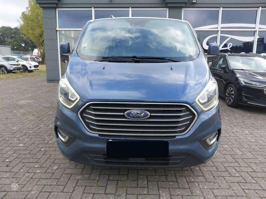 Blue Ford Tourneo Custom 2021 in Vilnius, with an engine capacity of 2.00 L and mileage of 200 thousand km for 23190 €, photo 4 on AUTOMOTO.COM.LV