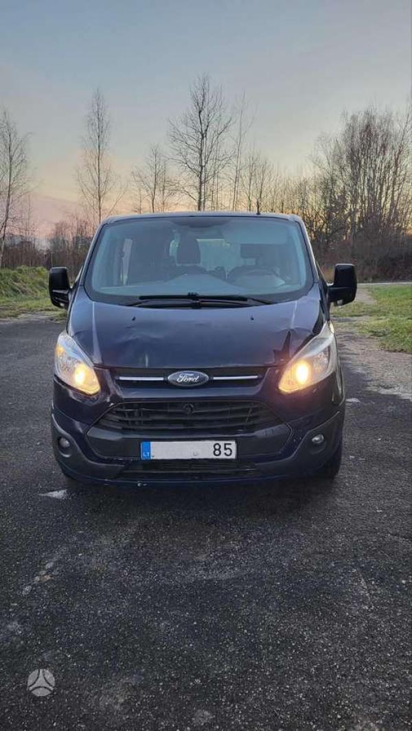 Blue Ford Tourneo Custom 2013 in Anyksciai, with an engine capacity of 2.20 L and mileage of 379 thousand km for 4200 €, photo 1 on AUTOMOTO.COM.LV