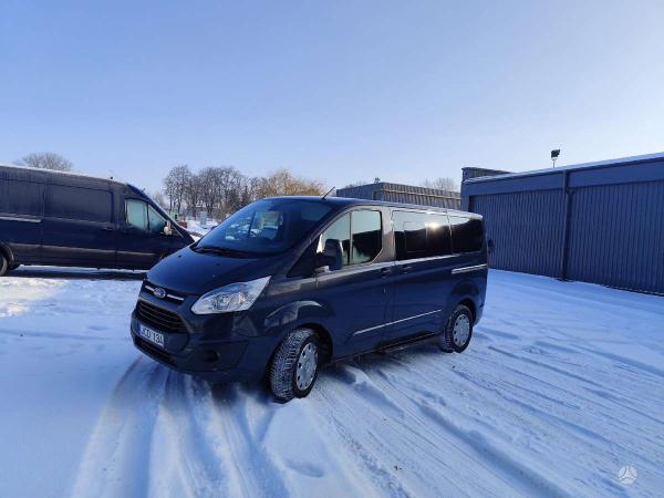 Blue Ford Tourneo Custom 2013 in Marijampole, with an engine capacity of 2.20 L and mileage of 370 thousand km for 11300 €, photo 2 on AUTOMOTO.COM.LV