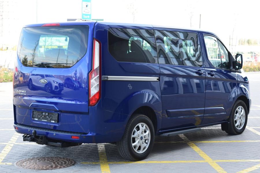 Zils Ford Tourneo Custom 2015 Viļņa, ar dzinēja tilpumu 2.20 L un nobraukumu 198 tūkst. km par 14550 €, foto 5 vietnē AUTOMOTO.COM.LV