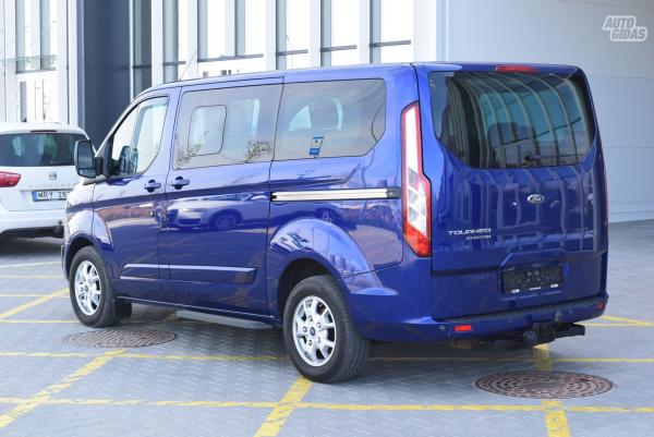 Zils Ford Tourneo Custom 2015 Viļņa, ar dzinēja tilpumu 2.20 L un nobraukumu 198 tūkst. km par 14550 €, foto 6 vietnē AUTOMOTO.COM.LV
