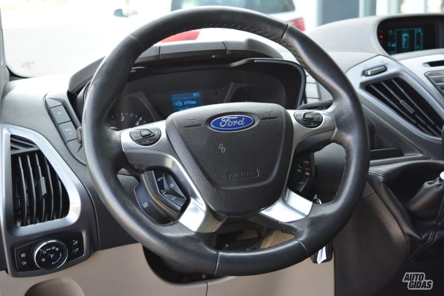 Zils Ford Tourneo Custom 2015 Viļņa, ar dzinēja tilpumu 2.20 L un nobraukumu 198 tūkst. km par 14550 €, foto 14 vietnē AUTOMOTO.COM.LV