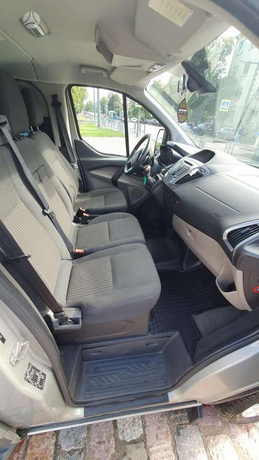 Brown Ford Tourneo Custom 2014 in Kaunas, with an engine capacity of 2.20 L and mileage of 315 thousand km for 11000 €, photo 9 on AUTOMOTO.COM.LV