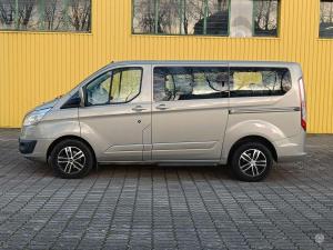 Brown Ford Tourneo Custom 2016 in Kretinga, with an engine capacity of 2.20 L and mileage of 263 thousand km for 12500 €, photo 3 on AUTOMOTO.COM.LV