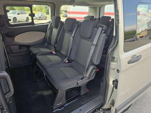 Brown Ford Tourneo Custom 2017 in Ukmerge, with an engine capacity of 2.00 L and mileage of 296 thousand km for 12500 €, photo 9 on AUTOMOTO.COM.LV