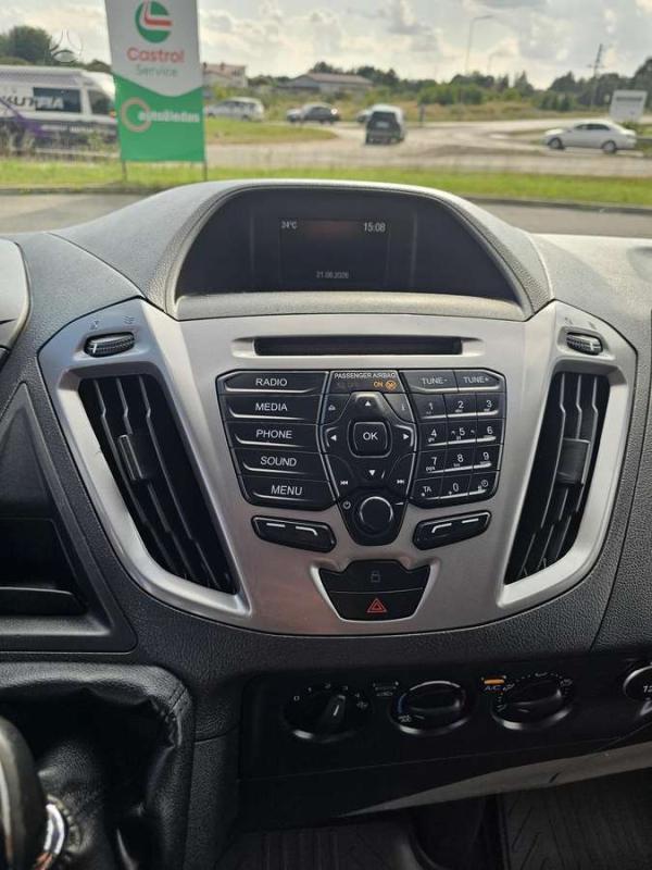 Brown Ford Tourneo Custom 2017 in Ukmerge, with an engine capacity of 2.00 L and mileage of 296 thousand km for 12500 €, photo 9 on AUTOMOTO.COM.LV