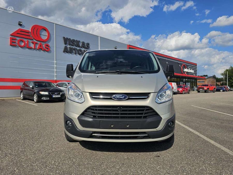 Brown Ford Tourneo Custom 2017 in Ukmerge, with an engine capacity of 2.00 L and mileage of 296 thousand km for 12500 €, photo 21 on AUTOMOTO.COM.LV