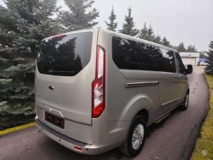 Brown Ford Tourneo Custom 2014 in Utena, with an engine capacity of 2.20 L and mileage of 203 thousand km for 12900 €, photo 4 on AUTOMOTO.COM.LV