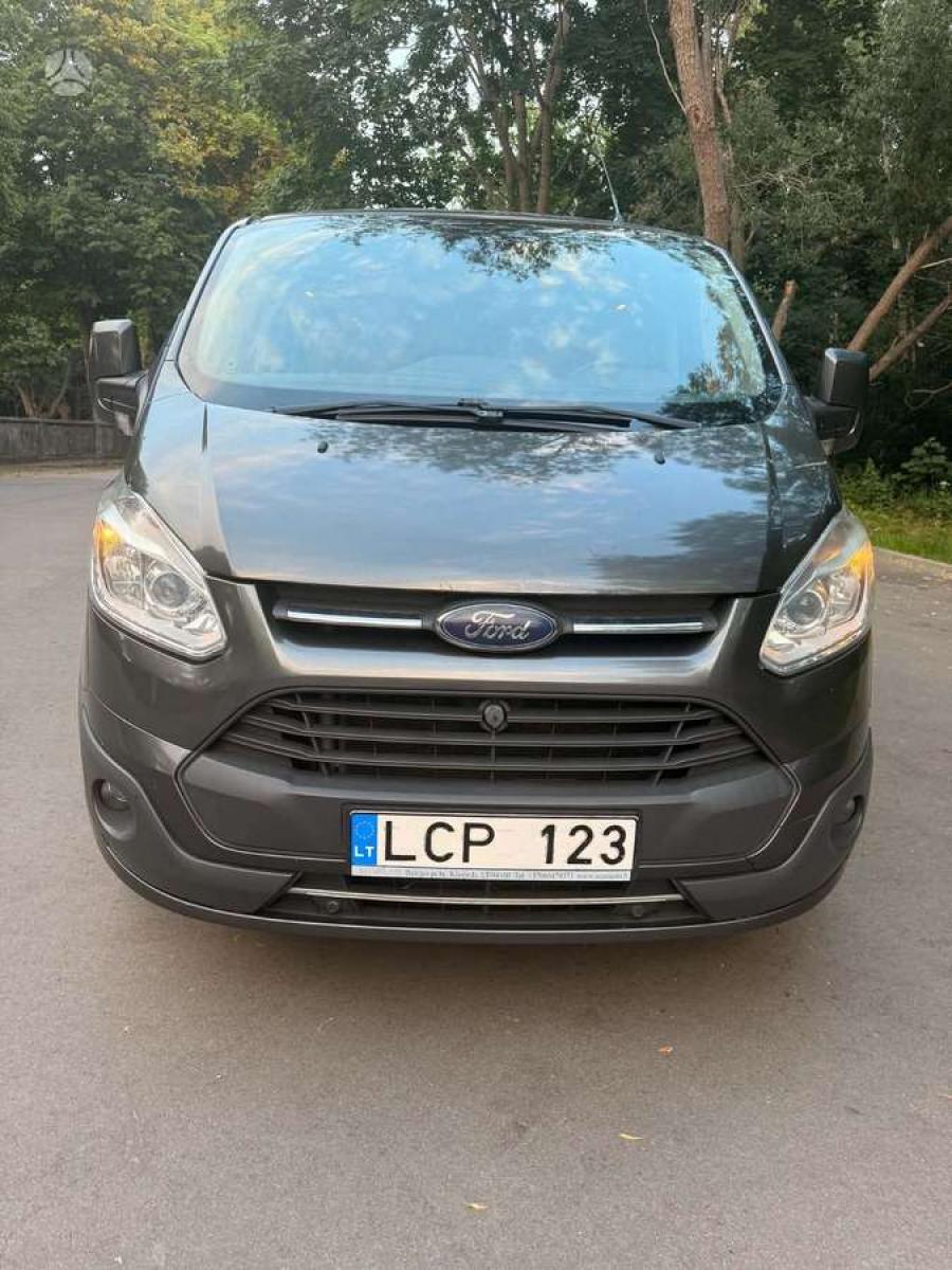 Zaļš Ford Tourneo Custom 2016 Palanga, ar dzinēja tilpumu 1.90 L un nobraukumu 198 tūkst. km par 13300 €, foto 4 vietnē AUTOMOTO.COM.LV