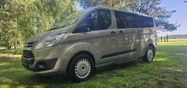 Grey Ford Tourneo Custom 2013 in Ukmerge, with an engine capacity of 2.20 L and mileage of 264 thousand km for 11200 €, photo 10 on AUTOMOTO.COM.LV
