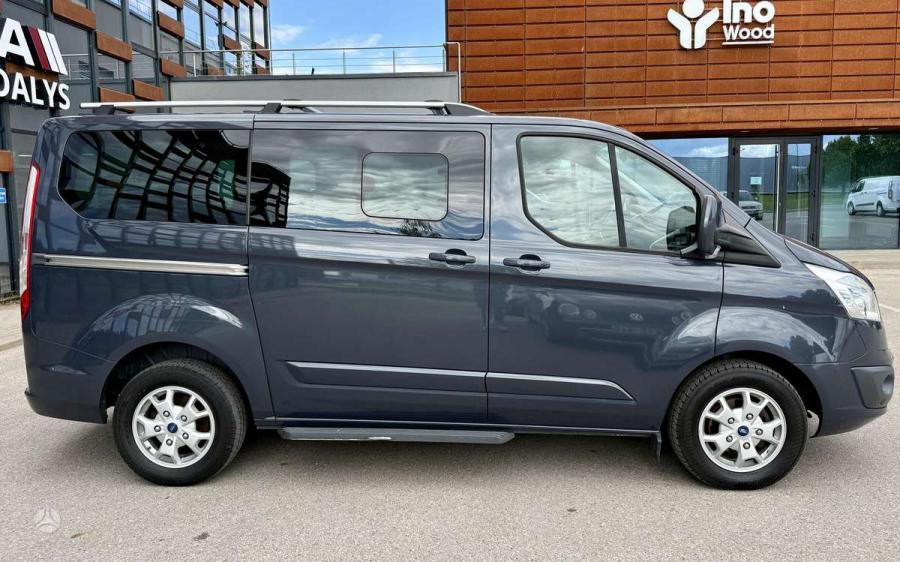 Pelēks Ford Tourneo Custom 2013 Kauņa, ar dzinēja tilpumu 2.20 L un nobraukumu 253 tūkst. km par 12190 €, foto 5 vietnē AUTOMOTO.COM.LV