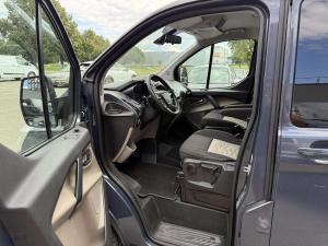 Pelēks Ford Tourneo Custom 2013 Kauņa, ar dzinēja tilpumu 2.20 L un nobraukumu 253 tūkst. km par 12190 €, foto 9 vietnē AUTOMOTO.COM.LV