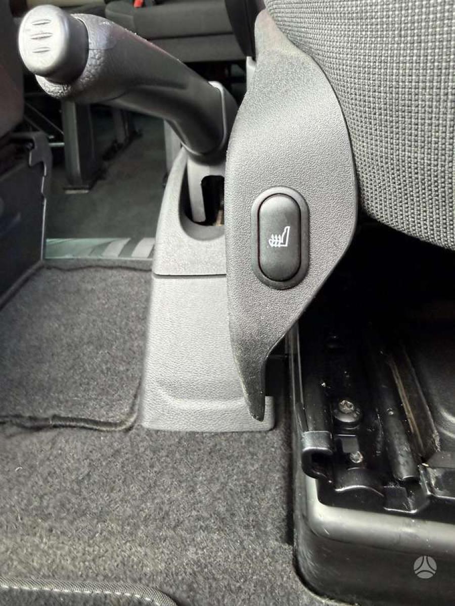 Pelēks Ford Tourneo Custom 2013 Kauņa, ar dzinēja tilpumu 2.20 L un nobraukumu 253 tūkst. km par 12190 €, foto 11 vietnē AUTOMOTO.COM.LV