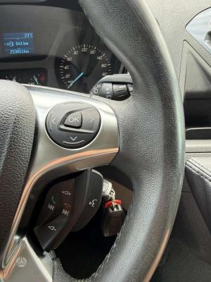 Pelēks Ford Tourneo Custom 2013 Kauņa, ar dzinēja tilpumu 2.20 L un nobraukumu 253 tūkst. km par 12190 €, foto 17 vietnē AUTOMOTO.COM.LV