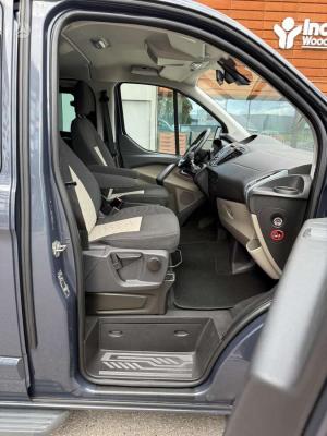 Pelēks Ford Tourneo Custom 2013 Kauņa, ar dzinēja tilpumu 2.20 L un nobraukumu 253 tūkst. km par 12190 €, foto 25 vietnē AUTOMOTO.COM.LV