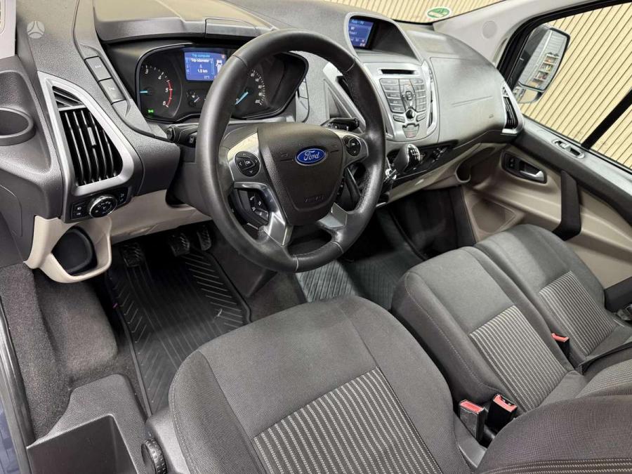Pelēks Ford Tourneo Custom 2013 Marijampole, ar dzinēja tilpumu 2.20 L un nobraukumu 230 tūkst. km par 12600 €, foto 3 vietnē AUTOMOTO.COM.LV