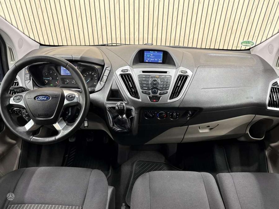 Pelēks Ford Tourneo Custom 2013 Marijampole, ar dzinēja tilpumu 2.20 L un nobraukumu 230 tūkst. km par 12600 €, foto 19 vietnē AUTOMOTO.COM.LV