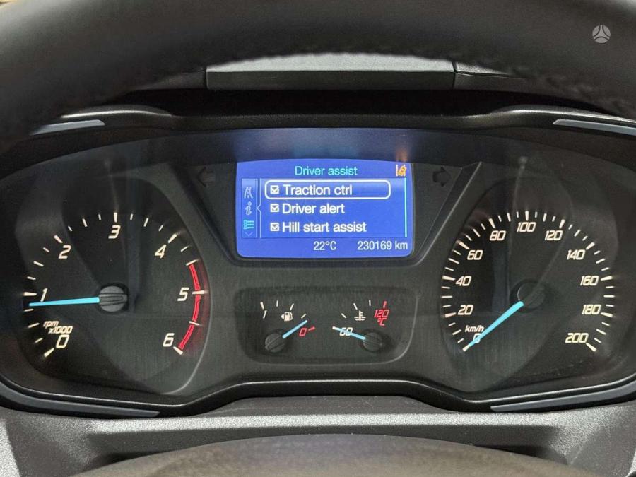 Pelēks Ford Tourneo Custom 2013 Marijampole, ar dzinēja tilpumu 2.20 L un nobraukumu 230 tūkst. km par 12600 €, foto 24 vietnē AUTOMOTO.COM.LV