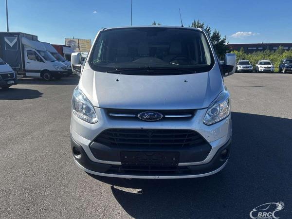 Pelēks Ford Tourneo Custom 2014 Viļņa, ar dzinēja tilpumu 2.20 L un nobraukumu 251 tūkst. km par 14500 €, foto 5 vietnē AUTOMOTO.COM.LV