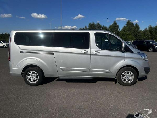 Pelēks Ford Tourneo Custom 2014 Viļņa, ar dzinēja tilpumu 2.20 L un nobraukumu 251 tūkst. km par 14500 €, foto 7 vietnē AUTOMOTO.COM.LV