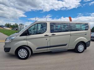 Grey Ford Tourneo Custom 2015 in Kaunas, with an engine capacity of 2.20 L and mileage of 290 thousand km for 11790 €, photo 6 on AUTOMOTO.COM.LV