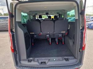 Grey Ford Tourneo Custom 2015 in Kaunas, with an engine capacity of 2.20 L and mileage of 290 thousand km for 11790 €, photo 30 on AUTOMOTO.COM.LV