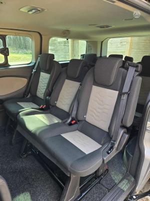 Grey Ford Tourneo Custom 2015 in Salcininkai, with an engine capacity of 2.20 L and mileage of 309 thousand km for 8500 €, photo 10 on AUTOMOTO.COM.LV