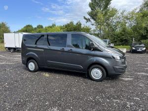 Pelēks Ford Tourneo Custom 2015 Kretinga, ar dzinēja tilpumu 2.20 L un nobraukumu 240 tūkst. km par 10999 €, foto 4 vietnē AUTOMOTO.COM.LV