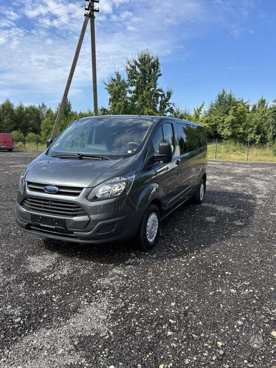 Pelēks Ford Tourneo Custom 2015 Kretinga, ar dzinēja tilpumu 2.20 L un nobraukumu 240 tūkst. km par 10999 €, foto 12 vietnē AUTOMOTO.COM.LV