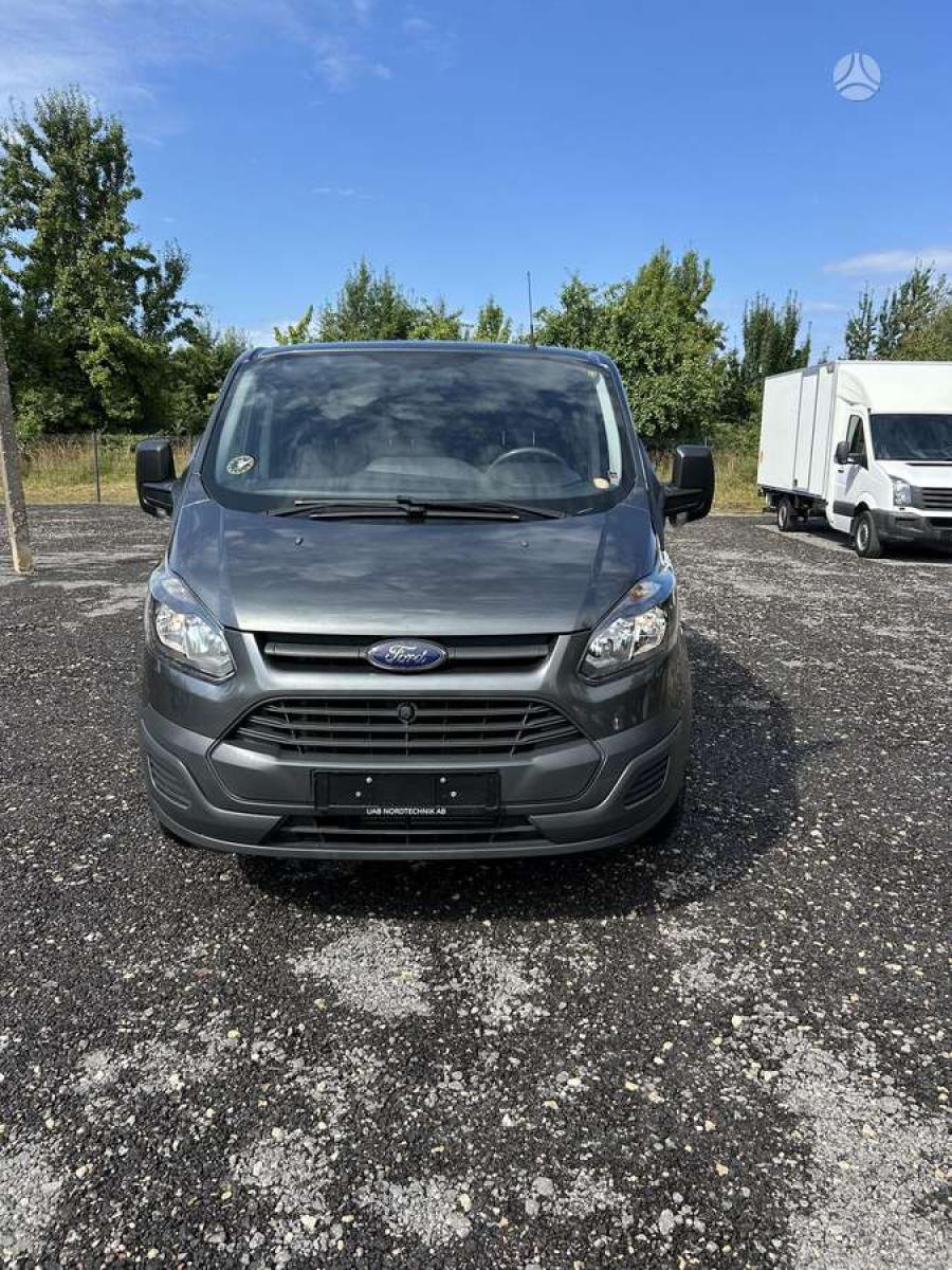 Pelēks Ford Tourneo Custom 2015 Kretinga, ar dzinēja tilpumu 2.20 L un nobraukumu 240 tūkst. km par 10999 €, foto 13 vietnē AUTOMOTO.COM.LV