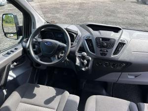 Pelēks Ford Tourneo Custom 2015 Kretinga, ar dzinēja tilpumu 2.20 L un nobraukumu 240 tūkst. km par 10999 €, foto 21 vietnē AUTOMOTO.COM.LV