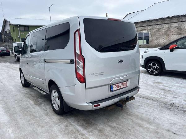 Pelēks Ford Tourneo Custom 2017 Tauragė, ar dzinēja tilpumu 2.00 L un nobraukumu 268 tūkst. km par 9300 €, foto 4 vietnē AUTOMOTO.COM.LV