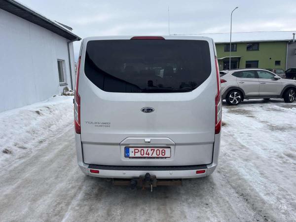Pelēks Ford Tourneo Custom 2017 Tauragė, ar dzinēja tilpumu 2.00 L un nobraukumu 268 tūkst. km par 9300 €, foto 8 vietnē AUTOMOTO.COM.LV