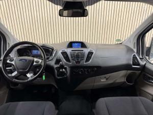 Grey Ford Tourneo Custom 2017 in Marijampole, with an engine capacity of 2.00 L and mileage of 119 thousand km for 15900 €, photo 19 on AUTOMOTO.COM.LV
