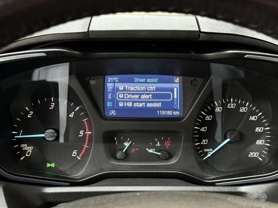 Grey Ford Tourneo Custom 2017 in Marijampole, with an engine capacity of 2.00 L and mileage of 119 thousand km for 15900 €, photo 25 on AUTOMOTO.COM.LV