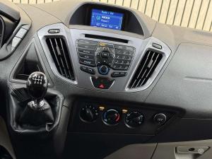 Grey Ford Tourneo Custom 2017 in Marijampole, with an engine capacity of 2.00 L and mileage of 119 thousand km for 15900 €, photo 29 on AUTOMOTO.COM.LV