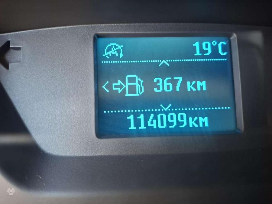 Grey Ford Tourneo Custom 2018 in Naujoji Akmene, with an engine capacity of 2.00 L and mileage of 114 thousand km for 17500 €, photo 13 on AUTOMOTO.COM.LV