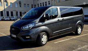 Grey Ford Tourneo Custom 2018 in Siauliai, with an engine capacity of 2.00 L and mileage of 441 thousand km for 11495 €, photo 4 on AUTOMOTO.COM.LV