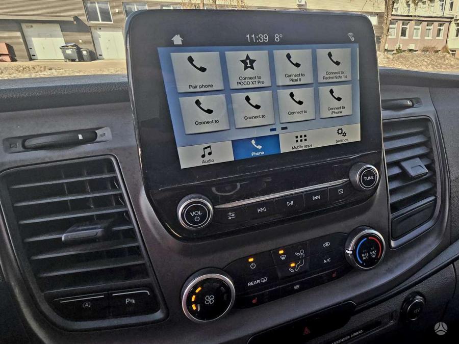 Grey Ford Tourneo Custom 2018 in Siauliai, with an engine capacity of 2.00 L and mileage of 441 thousand km for 11495 €, photo 8 on AUTOMOTO.COM.LV