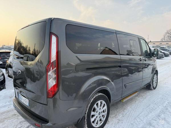 Pelēks Ford Tourneo Custom 2020 Tauragė, ar dzinēja tilpumu 2.00 L un nobraukumu 370 tūkst. km par 18755 €, foto 3 vietnē AUTOMOTO.COM.LV