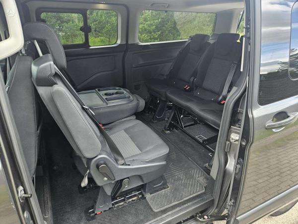 Grey Ford Tourneo Custom 2020 in Vilnius, with an engine capacity of 2.00 L and mileage of 167 thousand km for 22900 €, photo 7 on AUTOMOTO.COM.LV