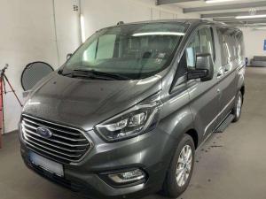 Grey Ford Tourneo Custom 2020 in Vilnius, with an engine capacity of 1.99 L and mileage of 186 thousand km for 21300 €, photo  on AUTOMOTO.COM.LV