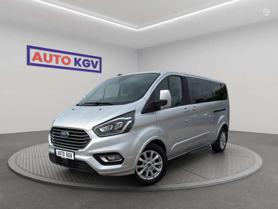 Grey Ford Tourneo Custom 2022 in Kaunas, with an engine capacity of 2.00 L and mileage of 77 thousand km for 29999 €, photo 1 on AUTOMOTO.COM.LV