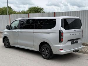 Pelēks Ford Tourneo Custom 2024 Vilkaviškis, ar dzinēja tilpumu 2.00 L un nobraukumu 9 tūkst. km par 42000 €, foto 5 vietnē AUTOMOTO.COM.LV