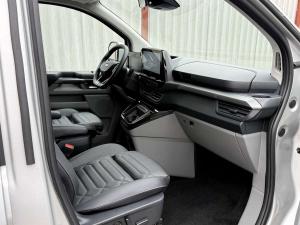 Pelēks Ford Tourneo Custom 2024 Vilkaviškis, ar dzinēja tilpumu 2.00 L un nobraukumu 9 tūkst. km par 42000 €, foto 16 vietnē AUTOMOTO.COM.LV