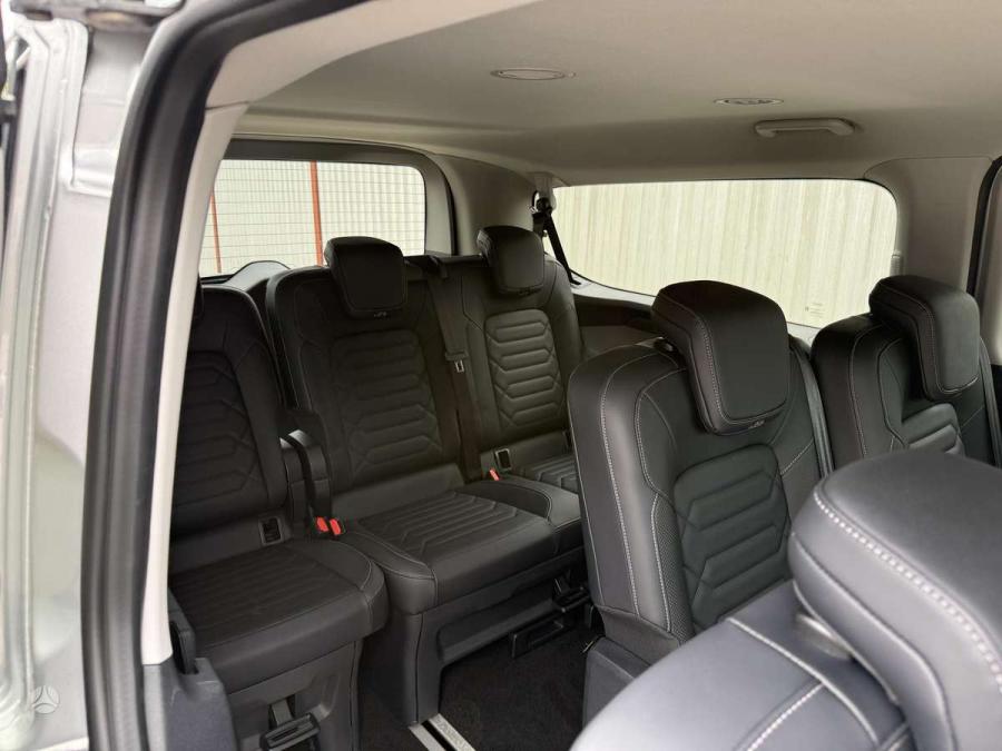Pelēks Ford Tourneo Custom 2024 Vilkaviškis, ar dzinēja tilpumu 2.00 L un nobraukumu 9 tūkst. km par 42000 €, foto 22 vietnē AUTOMOTO.COM.LV