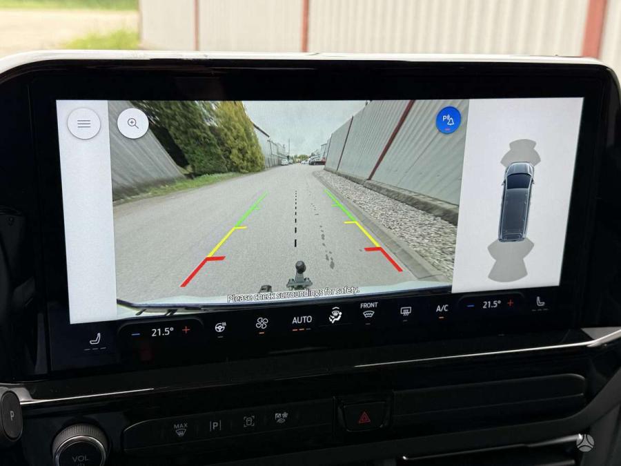 Pelēks Ford Tourneo Custom 2024 Vilkaviškis, ar dzinēja tilpumu 2.00 L un nobraukumu 9 tūkst. km par 42000 €, foto 25 vietnē AUTOMOTO.COM.LV