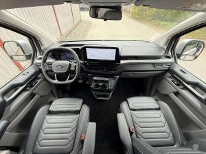 Pelēks Ford Tourneo Custom 2024 Vilkaviškis, ar dzinēja tilpumu 2.00 L un nobraukumu 9 tūkst. km par 40000 €, foto 13 vietnē AUTOMOTO.COM.LV